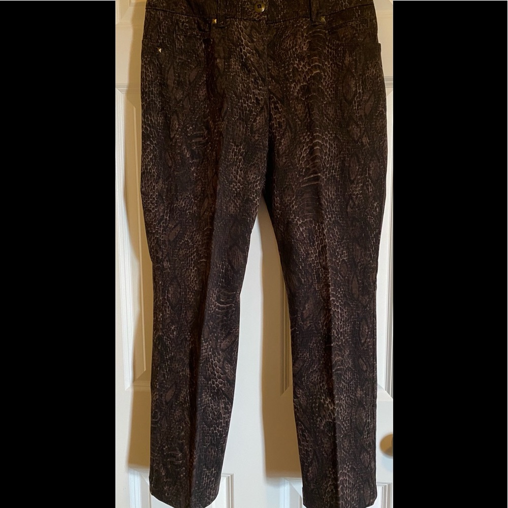 Euc Tribal Snake Skin Pattern Jeans. - Gem